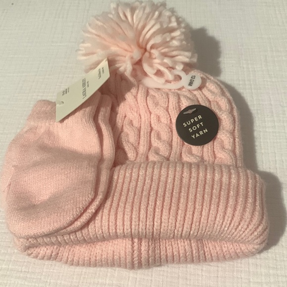 Laura Ashley | Accessories | Super Soft Brand New Laura Ashley Beanie ...